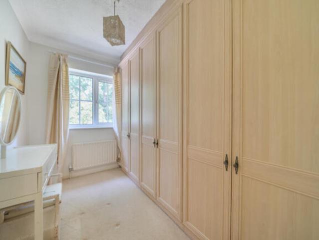 3 bedroom terraced house for sale in Coniscliffe Close, Chislehurst, BR7