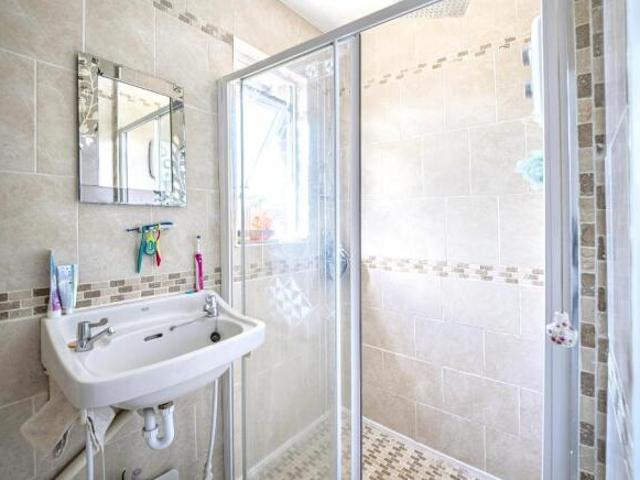 3 bedroom terraced house for sale in Coombs Close, Bedford, MK42 0EA, MK42