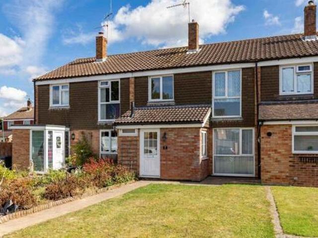 3 Bedroom Terraced House For Sale In Copthorne