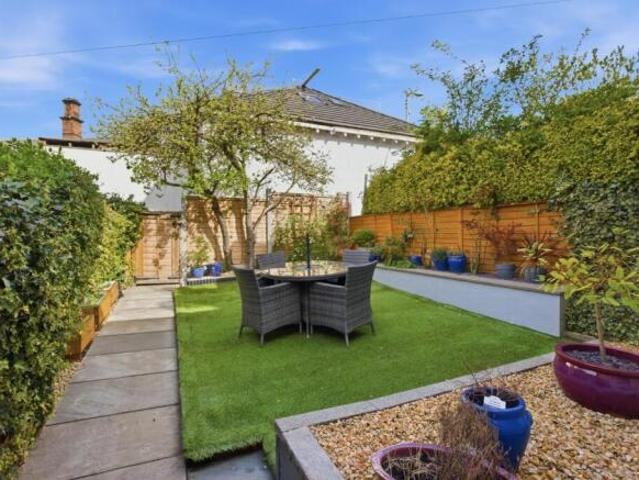 3 bedroom terraced house for sale in Cordiner Street, Mount Florida, G44