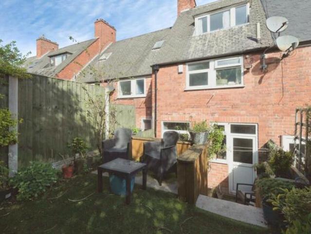 3 bedroom terraced house for sale in Costock Avenue, Nottingham, NG5