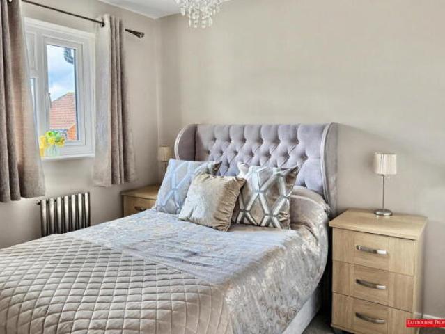 3 bedroom terraced house for sale in Caburn Close, Eastbourne, BN23 8LP, BN23