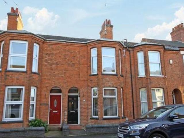3 bedroom terraced house for sale in Caldecott Street Town Centre CV21