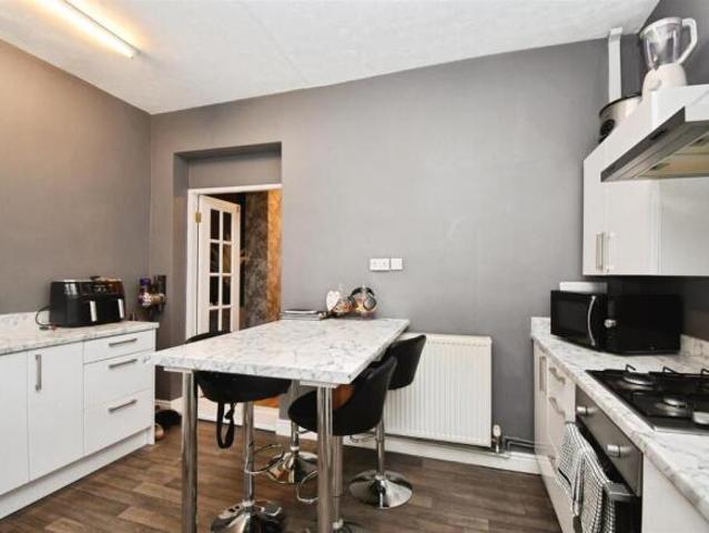3 bedroom terraced house for sale in Camden Street, Hull, HU3