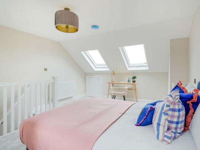 3 bedroom terraced house for sale in Carrington Road, Sheffield, S11