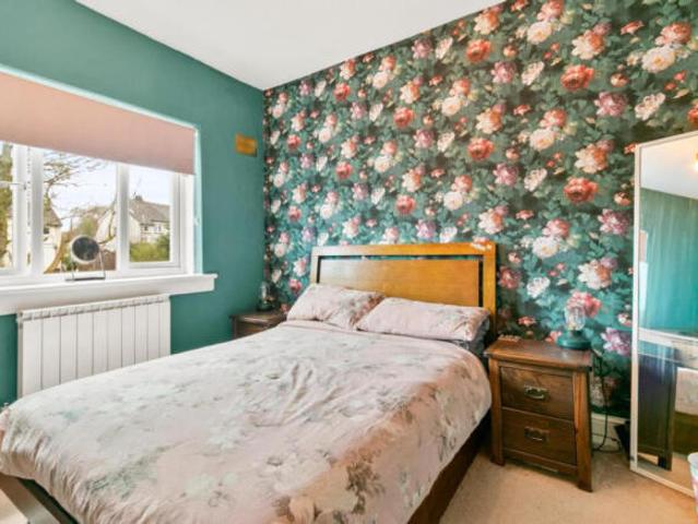 3 bedroom terraced house for sale in Castle Road, Newton Mearns, G77