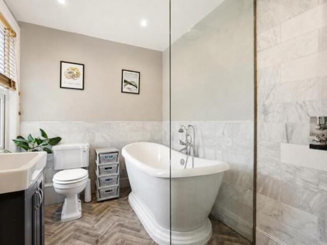 3 bedroom terraced house for sale in Castle Road, St. Albans, Hertfordshire, AL1