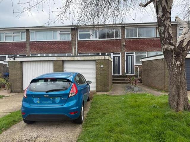 3 bedroom terraced house for sale in Castle Road, Worthing, BN13