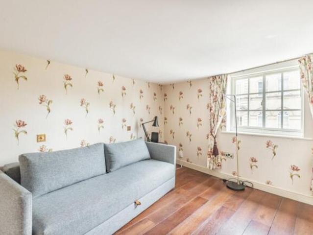 3 bedroom terraced house for sale in Castle Street, Cambridgeshire, CB3