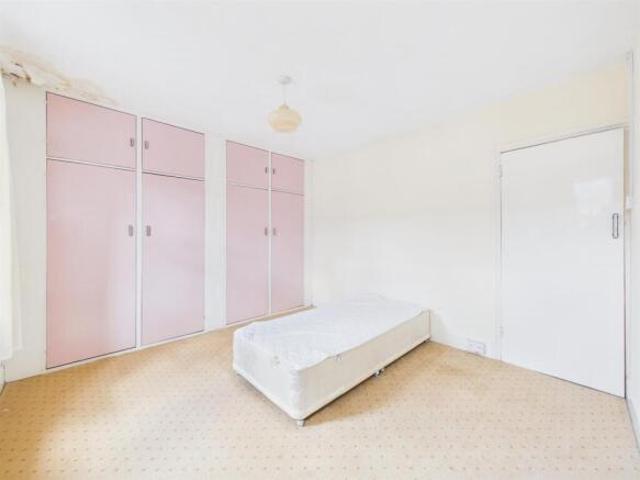 3 bedroom terraced house for sale in Cecil Road, Gloucester, GL1