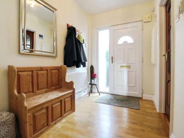 3 bedroom terraced house for sale in Churchill Road, Langley, SL3