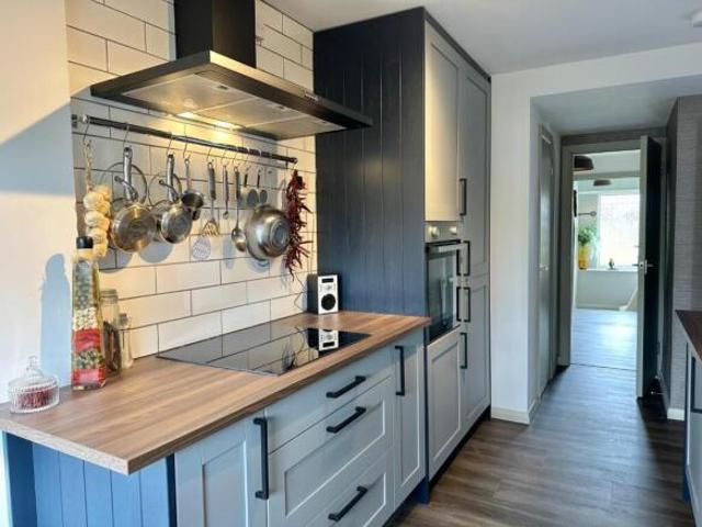 3 bedroom terraced house for sale in Chalcombe Road, Kingsthorpe, Northampton NN2