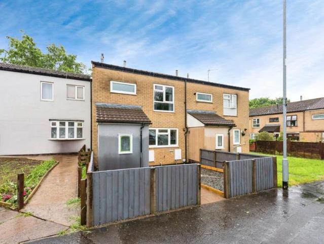 3 bedroom terraced house for sale in Chapelon, TAMWORTH, Staff.