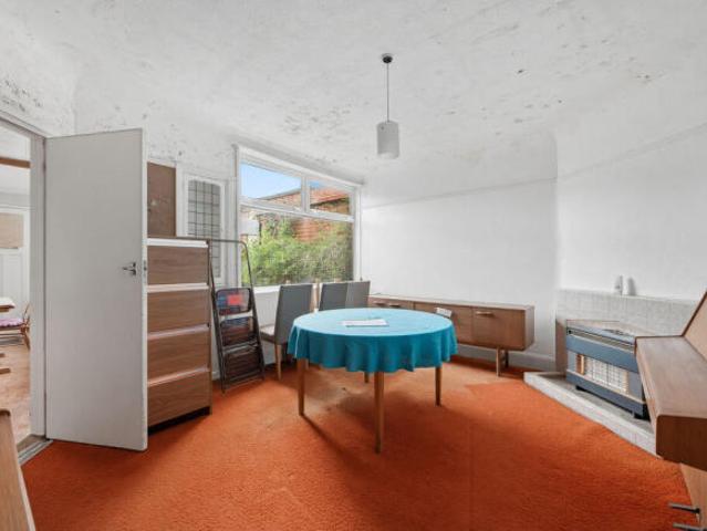 3 bedroom terraced house for sale in Chatsworth Avenue, Cosham, PO6