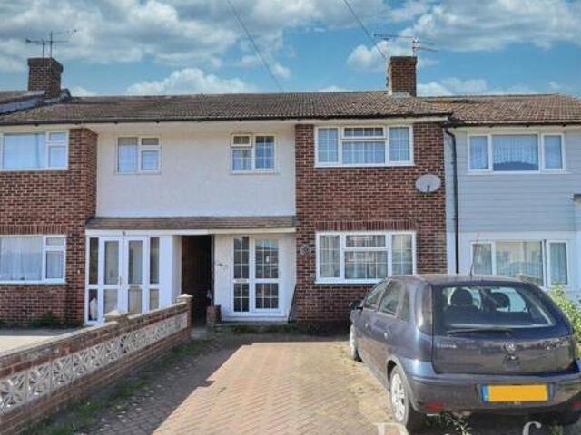 3 Bedroom Terraced House For Sale In Chelmsford