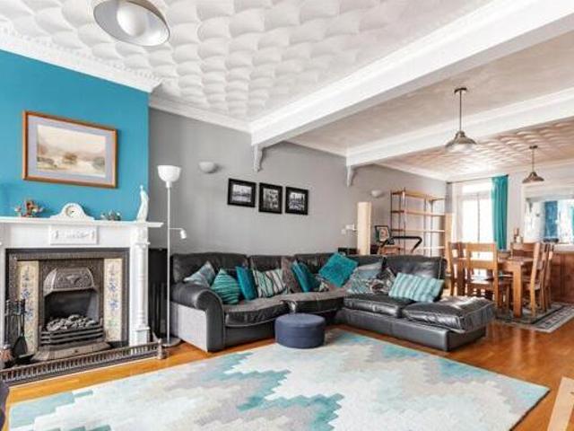 3 Bedroom Terraced House For Sale In Chelmsford, Essex