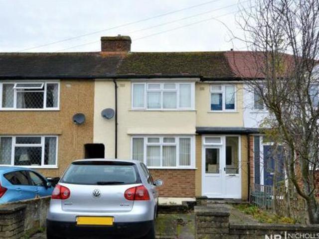 3 Bedroom Terraced House For Sale In Chessington