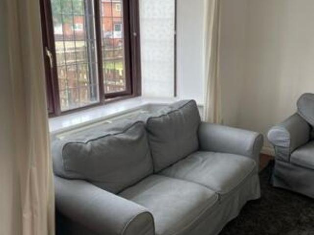 3 bedroom terraced house for sale in Chestnut Grove, Mitcham, CR4