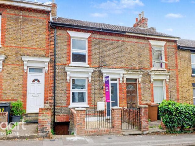3 bedroom terraced house for sale in Chillington Street, Maidstone, ME14