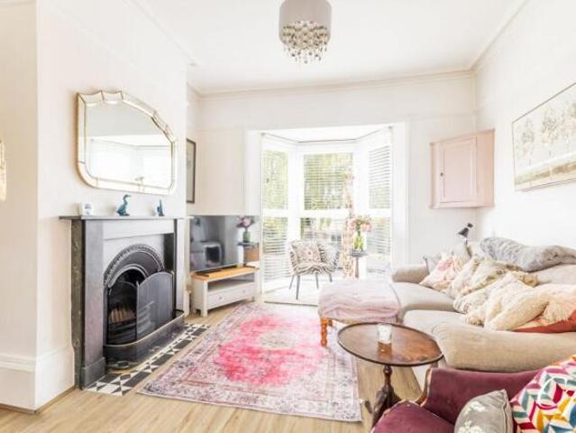 3 bedroom terraced house for sale in Christchurch Terrace, Malvern Road, GL50