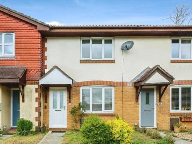 3 Bedroom Terraced House For Sale In Clanfield, Waterlooville