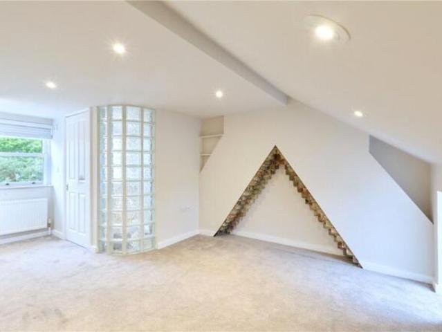 3 bedroom terraced house for sale in Clare Street, Cambridge, CB4