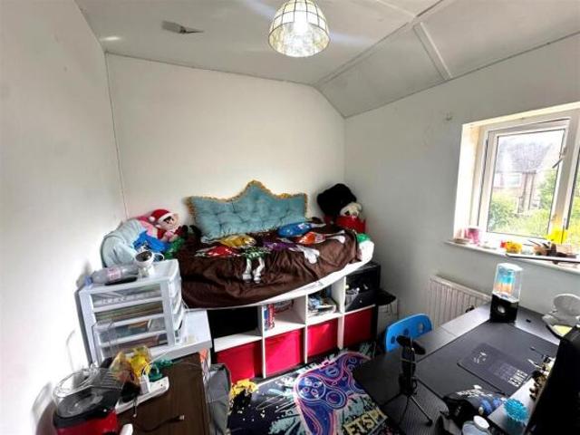 3 bedroom terraced house for sale in Clarke Way, Garston, Watford, WD25