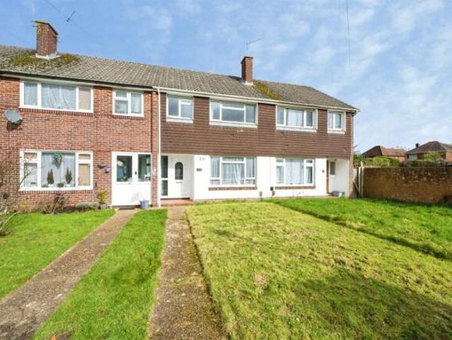 3 bedroom terraced house for sale in Claudeen Close, Southampton, SO18