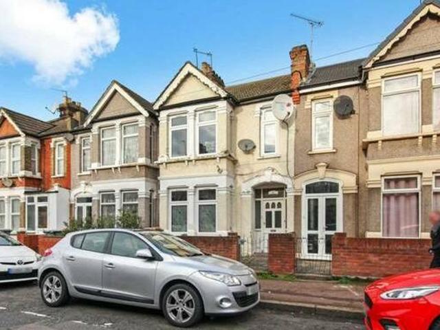 3 bedroom terraced house for sale in Clements Road East Ham E6