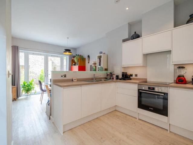 3 bedroom terraced house for sale in Clermont Road, Brighton, East Sussex, BN1