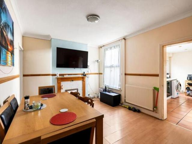 3 bedroom terraced house for sale in Crabble Hill, Dover, CT17