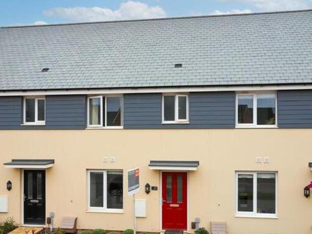 3 Bedroom Terraced House For Sale In Cranbrook
