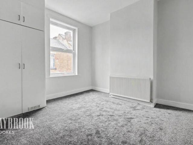 3 bedroom terraced house for sale in Cromwell Street, Sheffield, S6