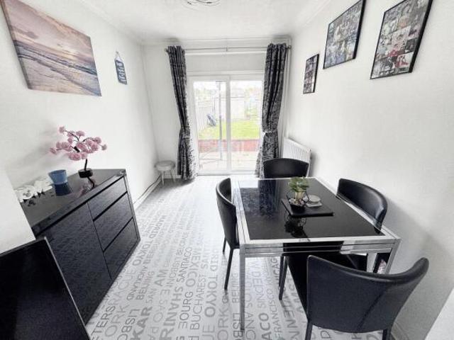 3 bedroom terraced house for sale in Crossway Road, Finham, Coventry, CV3 6JP, CV3