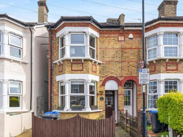 3 Bedroom Terraced House For Sale In Croydon