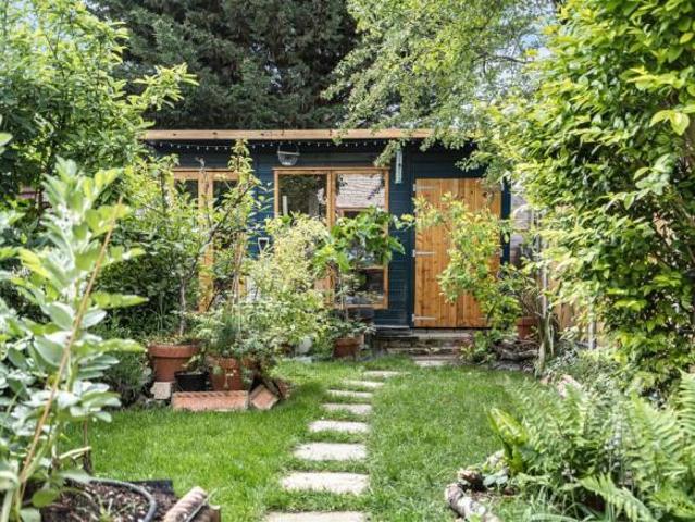 3 bedroom terraced house for sale in Cyprus Road, Cambridge, CB1