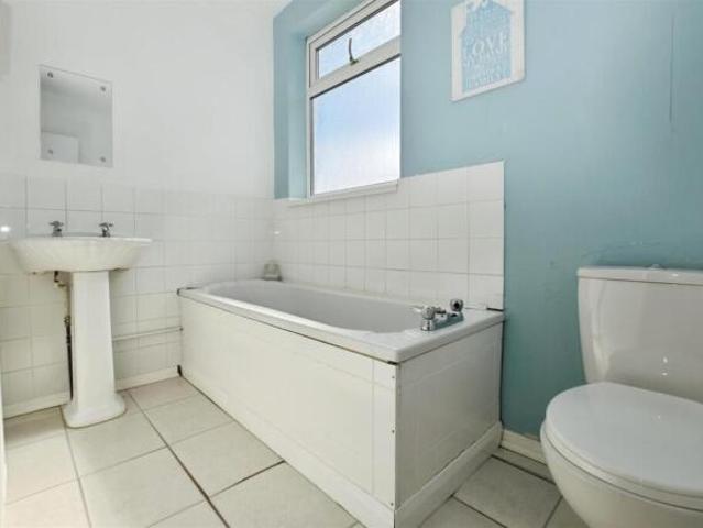 3 bedroom terraced house for sale in Anlaby Road, Hull, HU4