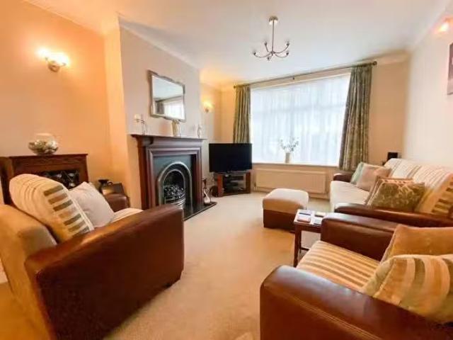 3 Bedroom Terraced House For Sale In Abbey Road, Waltham Cross.