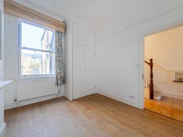 3 bedroom terraced house for sale in Abernethy Road, London, SE13