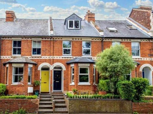3 Bedroom Terraced House For Sale In Abingdon