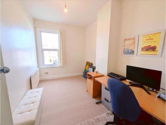 4 bedroom end of terrace house for sale in Altham Terrace, Lincoln, LN5