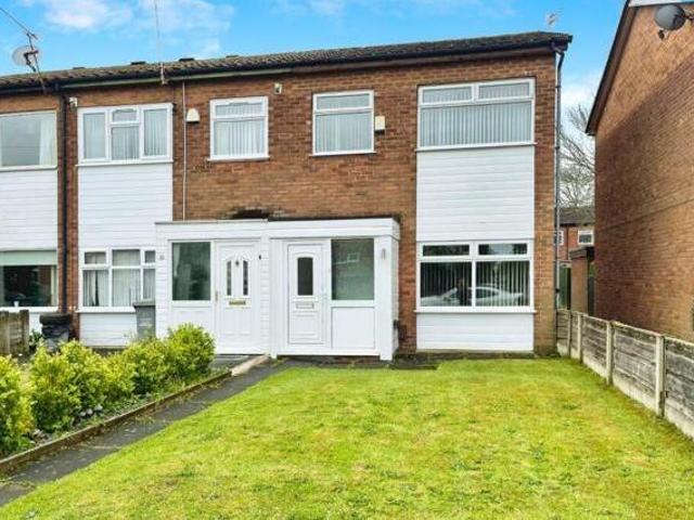 3 Bedroom Terraced House For Sale In Altrincham, Greater Manchester