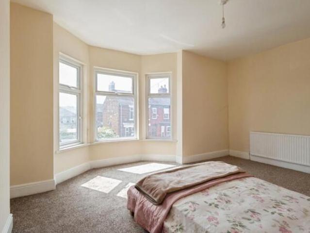 3 bedroom terraced house for sale in Albert Place, Manchester, Greater Manchester, M13