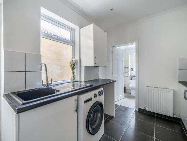 3 bedroom terraced house for sale in Alexandra Road, Slough, SL1