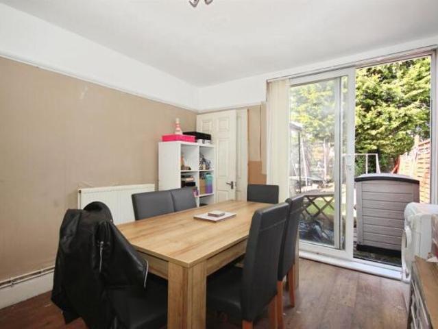 3 bedroom terraced house for sale in Allesley Old Road, COVENTRY, CV5