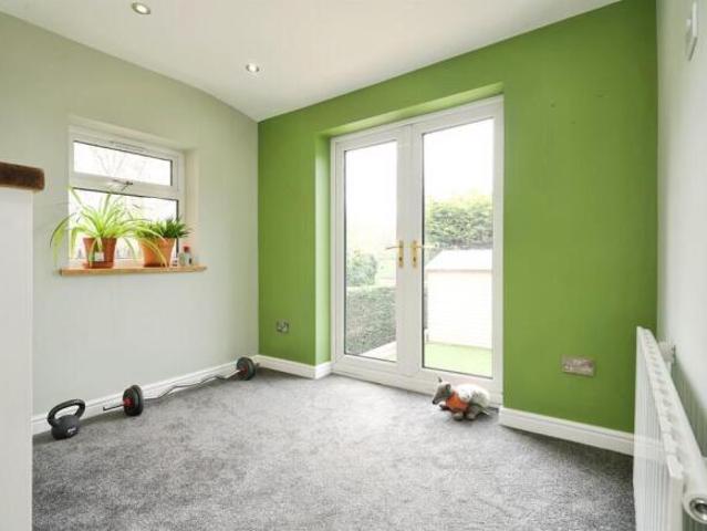 3 bedroom terraced house for sale in Alma Drive, HUDDERSFIELD, HD5