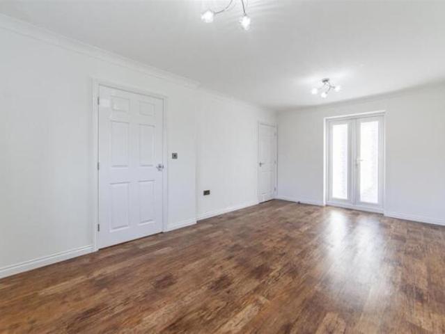 3 bedroom terraced house for sale in Alnmouth Court, Newcastle Upon Tyne, NE5