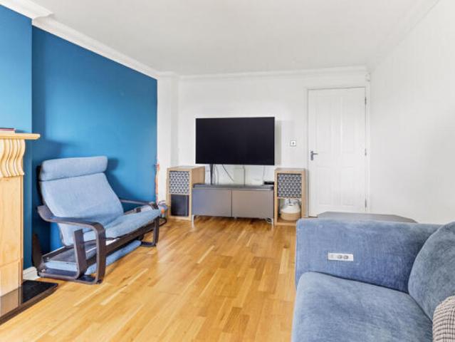 3 bedroom terraced house for sale in Apple Tree Lane, Leeds, LS25