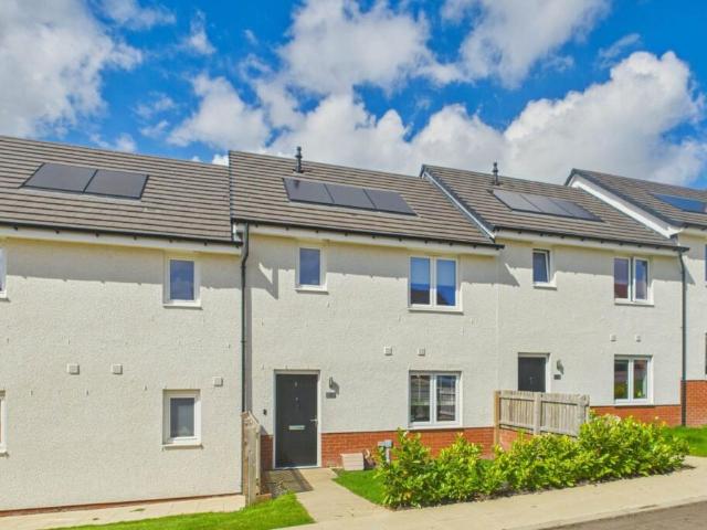 3 bedroom terraced house for sale in Ardcrags Terrace, East Kilbride, G75