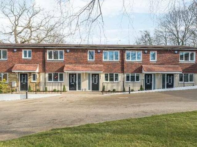 3 bedroom terraced house for sale in Armstrong Close TN14